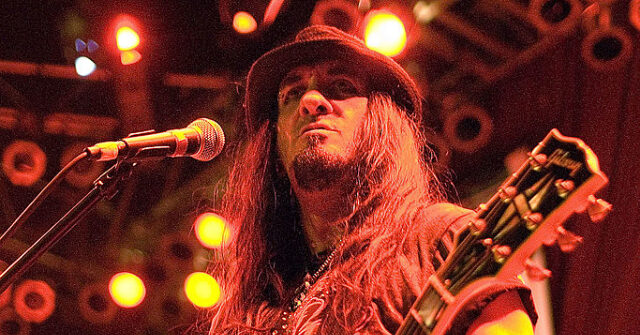 Saliva Guitarist Wayne Swinny Dead at 59 After Suffering Brain Hemorrhage