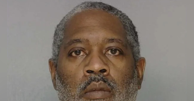 Georgia Teacher Arrested After Allegedly Being Caught in Closet with ...