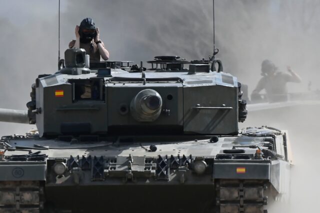 Germany delivers Leopard tanks to Ukraine - Breitbart