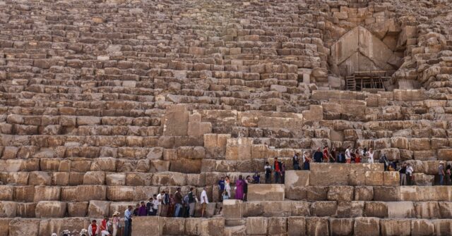 Egypt unveils hidden corridor in Giza pyramid - Breitbart Egypt unveils hidden corridor in Giza pyramid - Breitbart