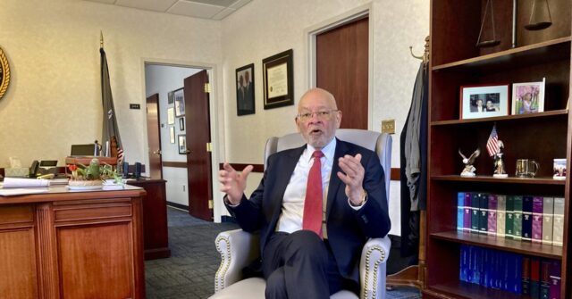 Q&A: Prosecutors open up about prisoner's fatal beating - Breitbart