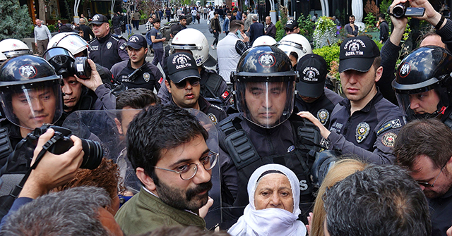 Turkey Arrests Dozens of Dissidents, Opposition Politicians Ahead of ...