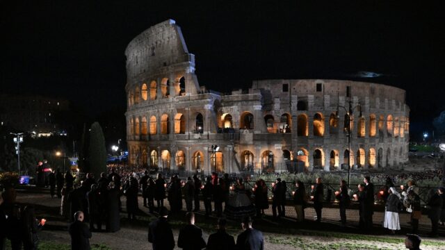 Pope skips Good Friday procession due to cold weather - Breitbart Pope skips Good Friday procession due to cold weather - Breitbart