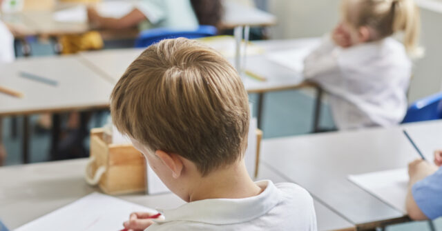 White Britons Could become Minority in Elementary Schools, Expert Says