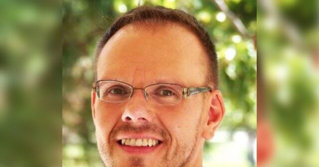 FBI: CA Professor Indicted After Trying to Meet Child for 'Sexual Purposes'