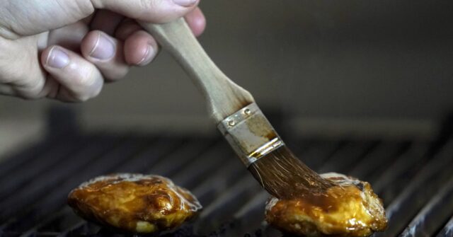 Is it chicken? Here's how the first bite of 'cell-cultivated' meat ...