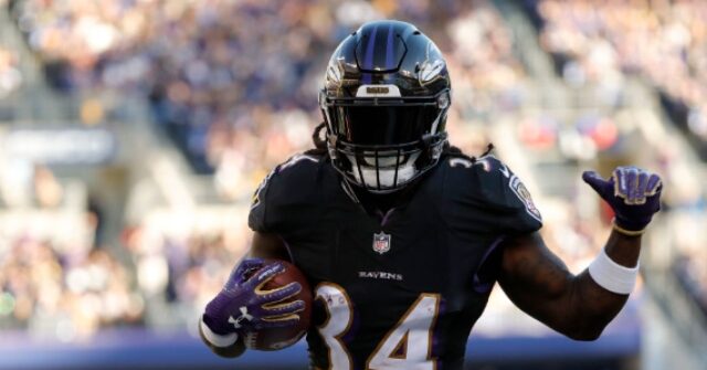 Former NFL Running Back Alex Collins Dead at 28