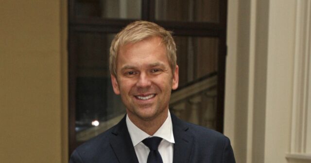 Bill Granger, chef who brought Aussie-style breakfast to world capitals ...