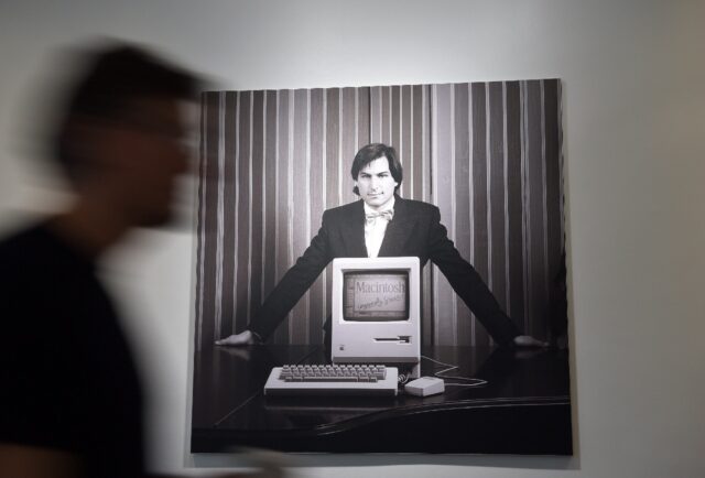 Fit at 40: the revolutionary Apple Mac in numbers - Breitbart
