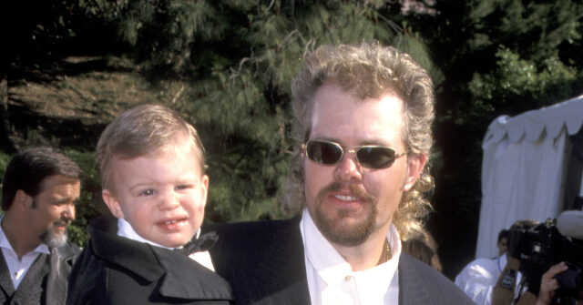 Toby Keiths Son Stelen Pays Tribute To Late Country Music Star An