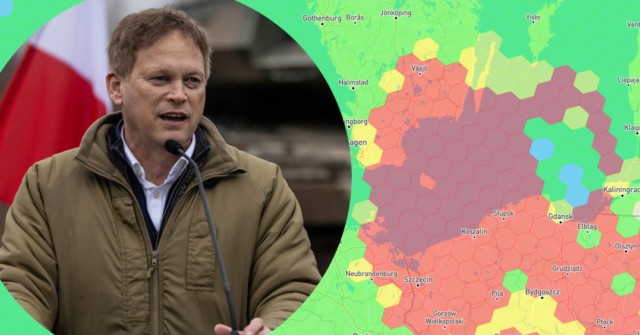 UK Accuses Russia of Jamming Jet Carrying Defence Secretary