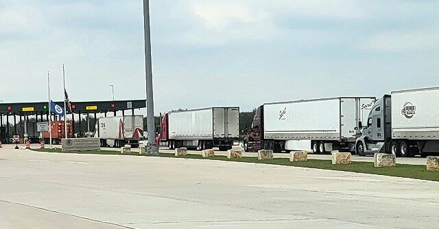 24 Migrants Found Locked in Trailer at Texas Border Checkpoint