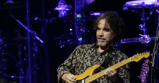 John Oates' new album is called 'Reunion.' But don't think Hall & Oates ...