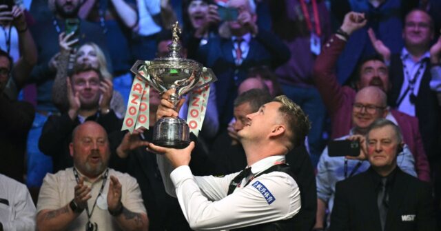Wilson survives Jones fightback to win World Snooker final - Breitbart