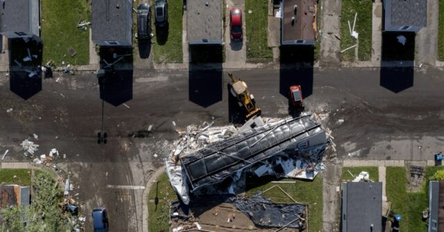 Tornadoes tear through southeastern US as storms leave 3 dead - Breitbart