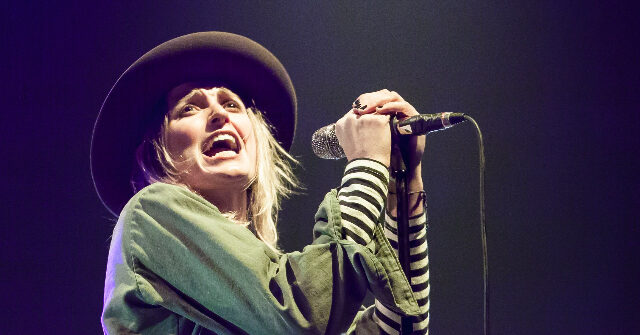 Linkin Park Singer Emily Armstrong Responds to 'Rape Apologist ...