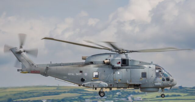 One Killed in UK Royal Navy Helicopter Ditching in English Channel