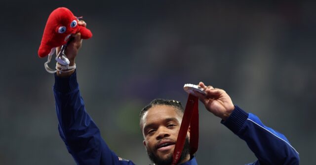 US Paralympic track star Malone credits mum for his success - Breitbart