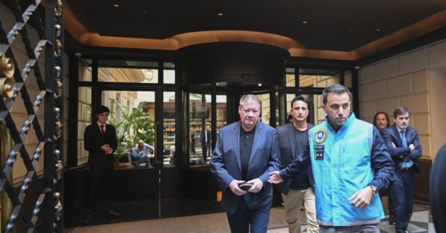 Liam Payne's father arrives in Buenos Aires days after the pop star's ...