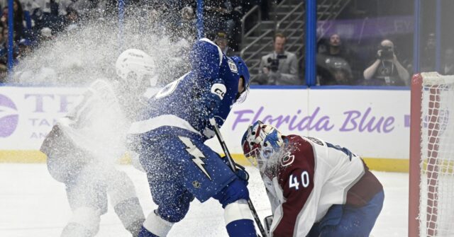 Hagel ties NHL record with 4 assists in 1st period, Lightning beat ...