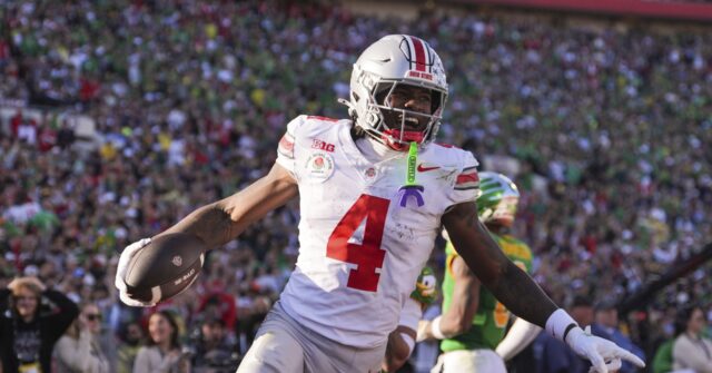 No. 6 Ohio State Blasts Top-Ranked Oregon 41-21 in the Rose Bowl, Advances to CFP Semifinals