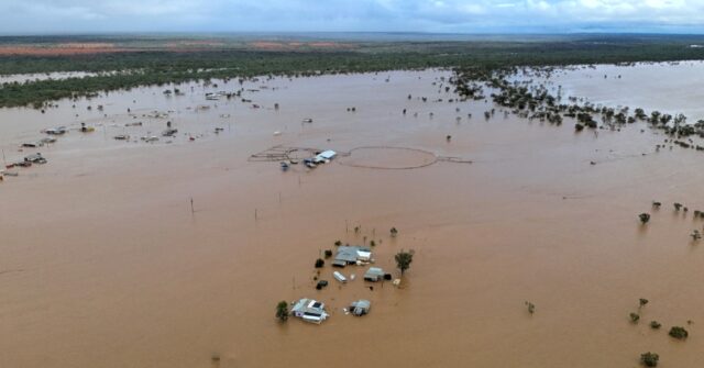 'Heartbreaking' floods swamp Australia's cattle country - Breitbart