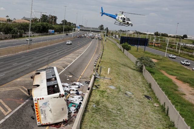 South Africa bus crash toll climbs to 16 - Breitbart