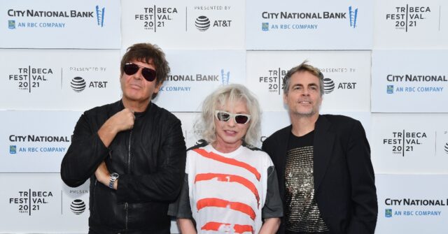 Clem Burke, drummer for Blondie, dies at 70 - Breitbart