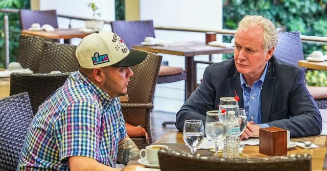 US senator says El Salvador staged 'margarita' photo op - Breitbart