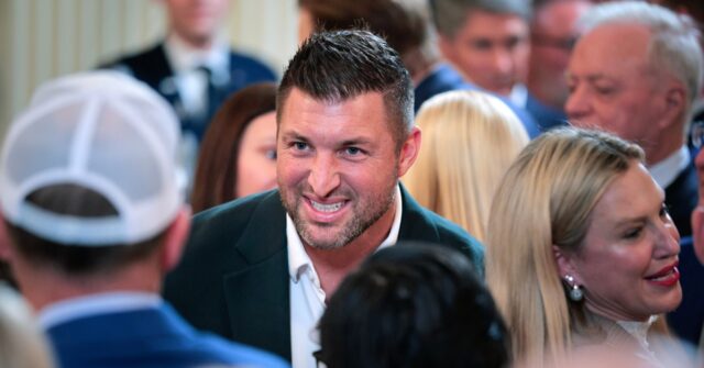 Trump Praises Tim Tebow NFL Success 'Despite Being on the Jets'