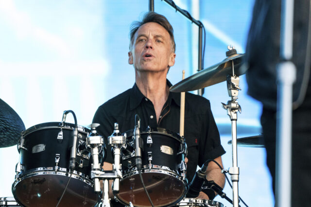 Pearl Jam drummer Matt Cameron says he's leaving the band after nearly ...