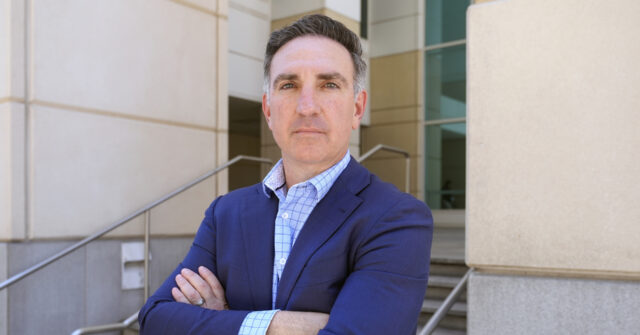 Prosecutor who handled high-profile Capitol riot cases sues government ...