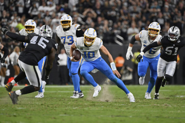 Herbert and strong defense lead Chargers to 20-9 win over Raiders ...