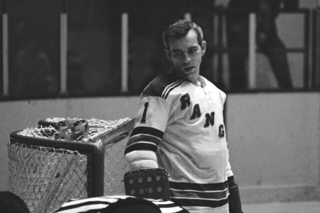 Rangers and Red Wings Hall of Fame goaltender Ed Giacomin dies at age ...