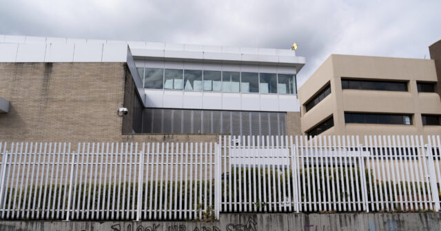 Portland to issue land use violation notice to ICE building for ...