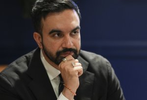 Zohran Mamdani endorsed by Hakeem Jeffries in NYC mayoral race - Breitbart