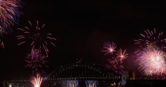 New Zealand's Auckland kicks off 2026 celebrations with fireworks ...