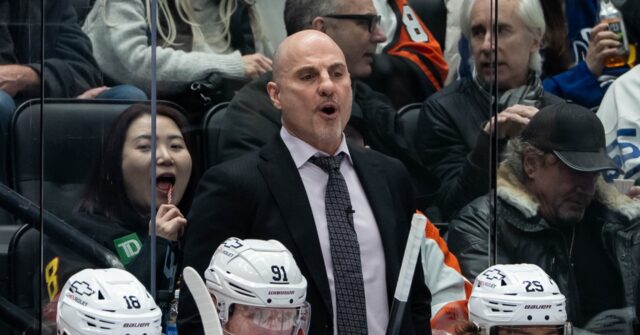 Tocchet coaches Flyers to 6-3 win over Canucks in return to Vancouver ...