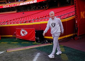 Las Vegas Raiders fire coach Pete Carroll after one season - Breitbart