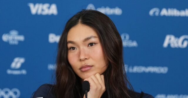 Us Snowboard Star Chloe Kim Calls For Unity After Trump Bashes Teammate Over Immigrant Crackdown