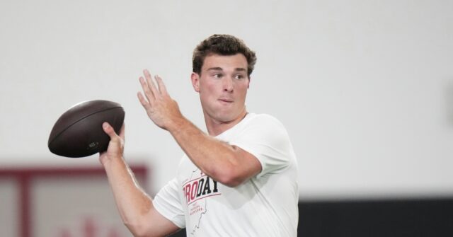 Heisman winner Fernando Mendoza puts on impressive show at Indiana's ...