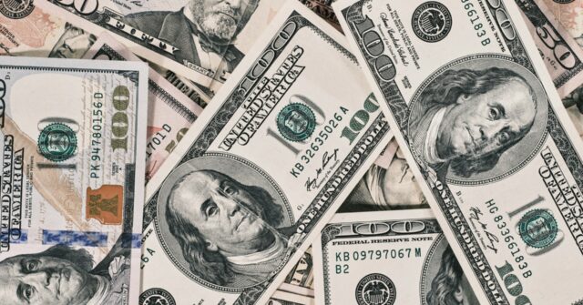 Minnesota Teen Shot Dead After Posting Photo of Cash on Instagram
