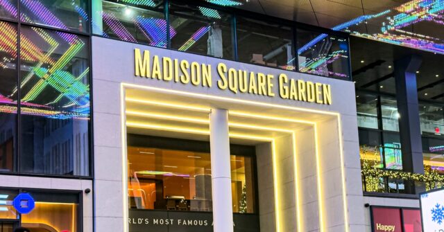 Police: Man Dies in Fall from 'Elevated Position' During NYC Concert